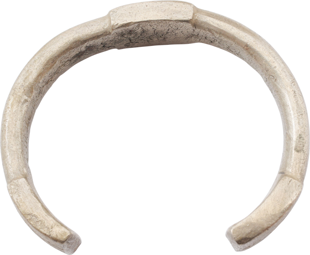 HEAVY ASHANTI WOMAN'S FIGHTING BRACELET - Picardi Jewelers